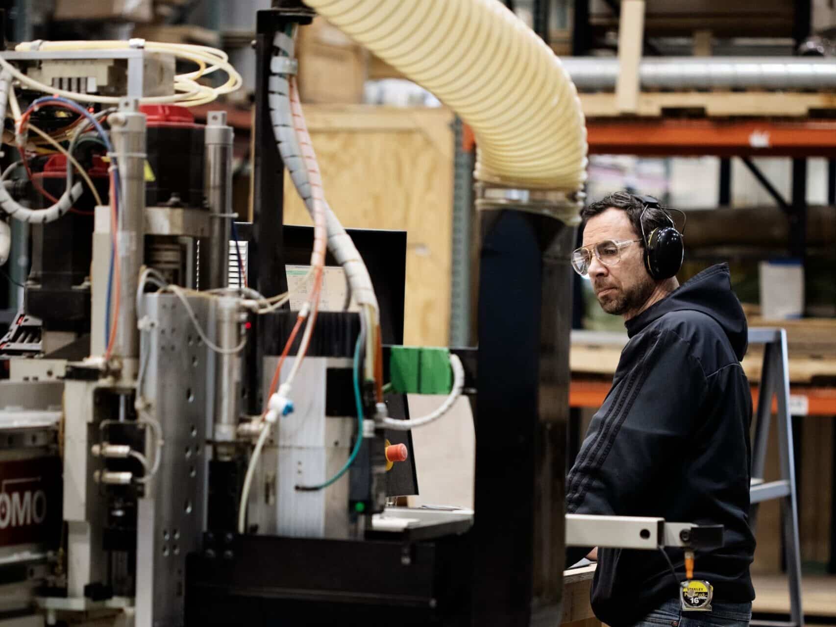 Custom Fabrication Company | NPARALLEL + Atomic Props